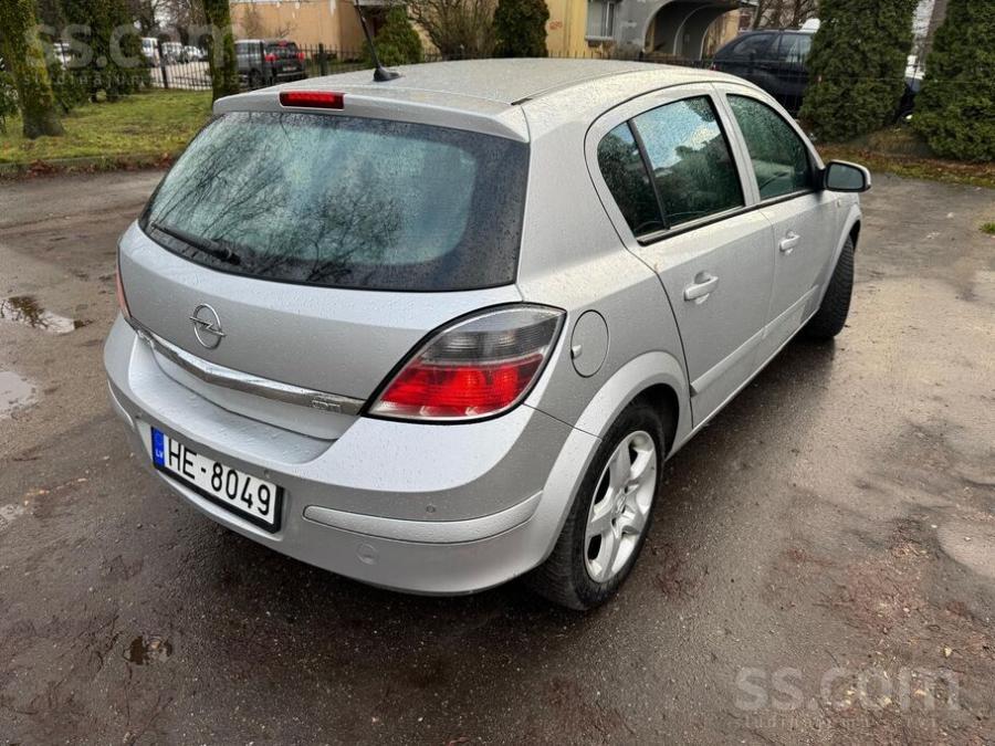 Opel Astra 2007 Rīga, ar dzinēja tilpumu 1.20 L un nobraukumu 116 tūkst. km par 2750 €, foto 3 vietnē AUTOMOTO.COM.LV