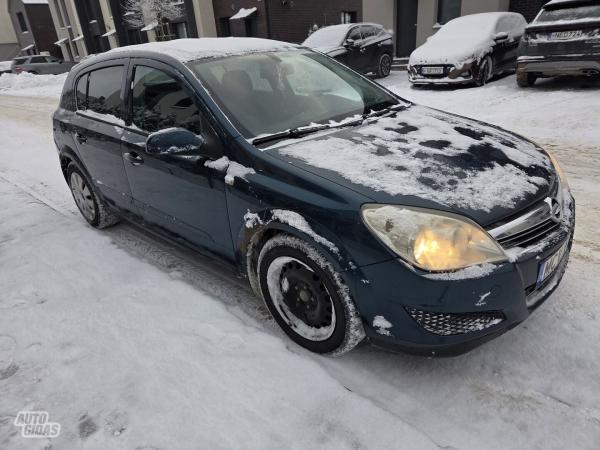 Opel Astra 2007 in Vilnius, with an engine capacity of 1.60 L and mileage of 268 thousand km for 550 €, photo 7 on AUTOMOTO.COM.LV