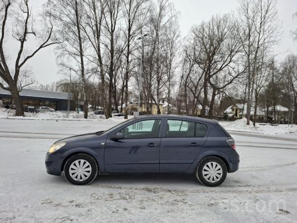 Opel Astra 2007 Rīga, ar dzinēja tilpumu 1.70 L un nobraukumu 275 tūkst. km par 1340 €, foto 10 vietnē AUTOMOTO.COM.LV