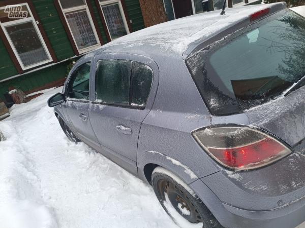 Opel Astra 2007 Kauņa, ar dzinēja tilpumu 1.60 L un nobraukumu 237 tūkst. km par 1300 €, foto 3 vietnē AUTOMOTO.COM.LV