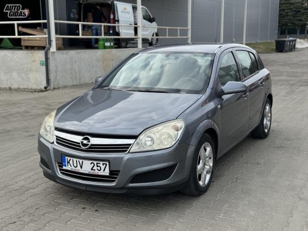 Opel Astra 2007 in Vilnius, with an engine capacity of 1.70 L and mileage of 259 thousand km for 1450 €, photo 1 on AUTOMOTO.COM.LV