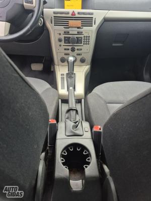 Opel Astra 2007 Šauļi, ar dzinēja tilpumu 1.80 L un nobraukumu 125 tūkst. km par 2250 €, foto 9 vietnē AUTOMOTO.COM.LV