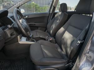 Opel Astra 2007 Liepāja, ar dzinēja tilpumu 1.70 L un nobraukumu 339 tūkst. km par 1495 €, foto 12 vietnē AUTOMOTO.COM.LV