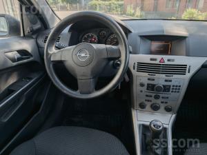 Opel Astra 2007 Liepāja, ar dzinēja tilpumu 1.70 L un nobraukumu 339 tūkst. km par 1495 €, foto 13 vietnē AUTOMOTO.COM.LV