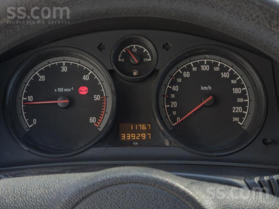 Opel Astra 2007 Liepāja, ar dzinēja tilpumu 1.70 L un nobraukumu 339 tūkst. km par 1495 €, foto 20 vietnē AUTOMOTO.COM.LV