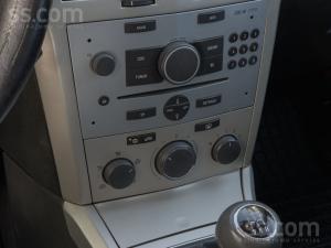 Opel Astra 2007 Liepāja, ar dzinēja tilpumu 1.70 L un nobraukumu 339 tūkst. km par 1495 €, foto 21 vietnē AUTOMOTO.COM.LV