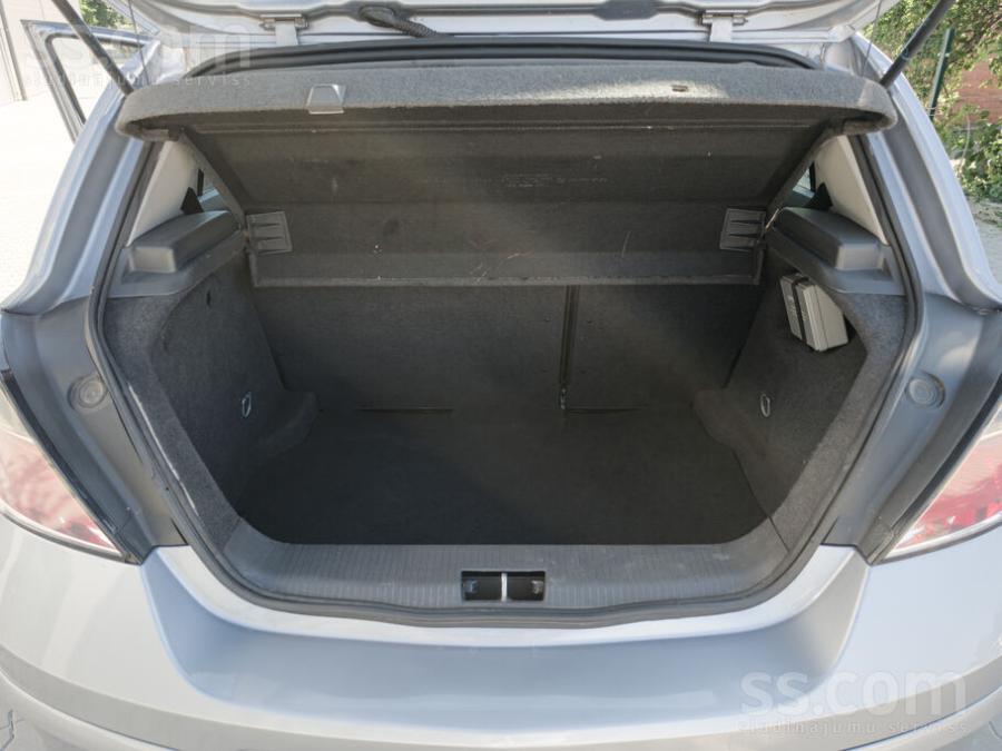 Opel Astra 2007 Liepāja, ar dzinēja tilpumu 1.70 L un nobraukumu 339 tūkst. km par 1495 €, foto 22 vietnē AUTOMOTO.COM.LV