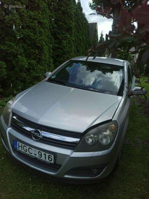 Opel Astra 2007 Akmenė, ar dzinēja tilpumu 1.90 L un nobraukumu 200 tūkst. km par 850 €, foto  vietnē AUTOMOTO.COM.LV