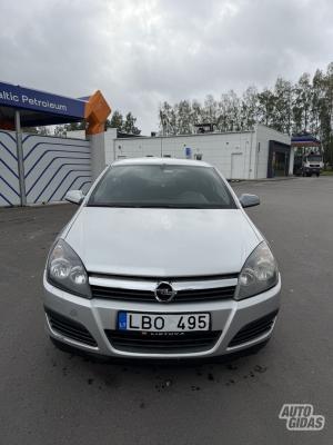 Opel Astra 2007 in Vilnius, with an engine capacity of 1.90 L and mileage of 273 thousand km for 1350 €, photo 3 on AUTOMOTO.COM.LV