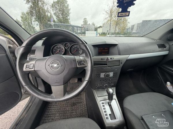 Opel Astra 2007 Viļņa, ar dzinēja tilpumu 1.90 L un nobraukumu 273 tūkst. km par 1350 €, foto 9 vietnē AUTOMOTO.COM.LV