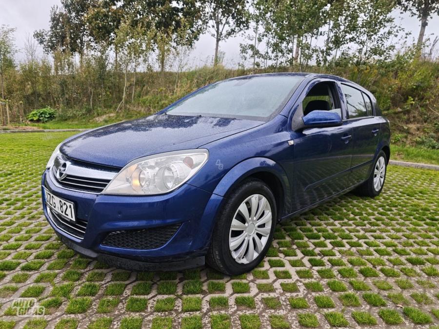 Opel Astra 2007 in Vilnius, with an engine capacity of 1.90 L and mileage of 283 thousand km for 1200 €, photo 1 on AUTOMOTO.COM.LV