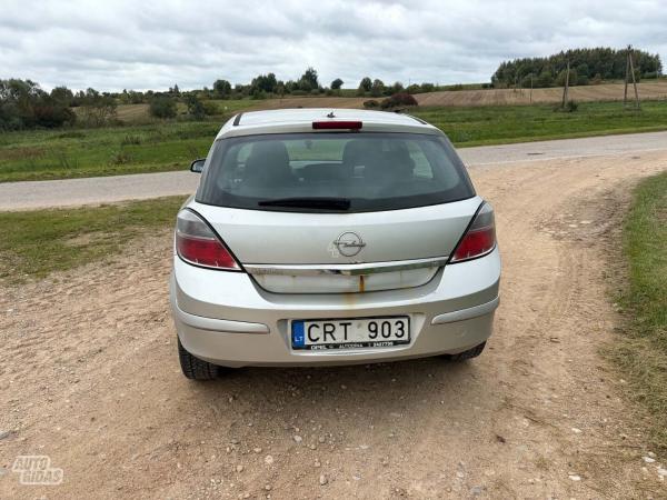 Opel Astra 2007 Viļņa, ar dzinēja tilpumu 1.60 L un nobraukumu 190 tūkst. km par 400 €, foto 9 vietnē AUTOMOTO.COM.LV