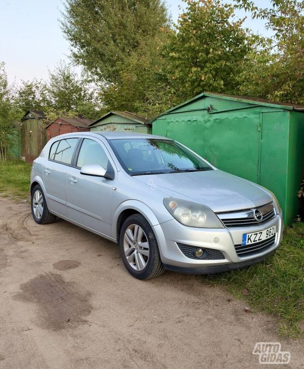 Opel Astra 2007 Klaipėda vietnē Opel Astra 2007 Klaipėda, ar dzinēja tilpumu 1.70 L un nobraukumu 274 tūkst. km par 500 €, foto 1 vietnē AUTOMOTO.COM.LV