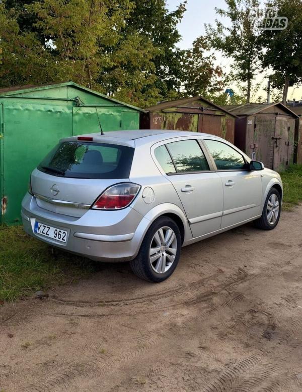Opel Astra 2007 Klaipėda vietnē Opel Astra 2007 Klaipėda, ar dzinēja tilpumu 1.70 L un nobraukumu 274 tūkst. km par 500 €, foto 5 vietnē AUTOMOTO.COM.LV