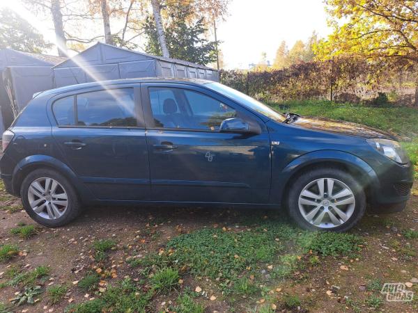 Opel Astra 2007 in Radviliskis, with an engine capacity of 1.90 L and mileage of 213 thousand km for 1000 €, photo 3 on AUTOMOTO.COM.LV