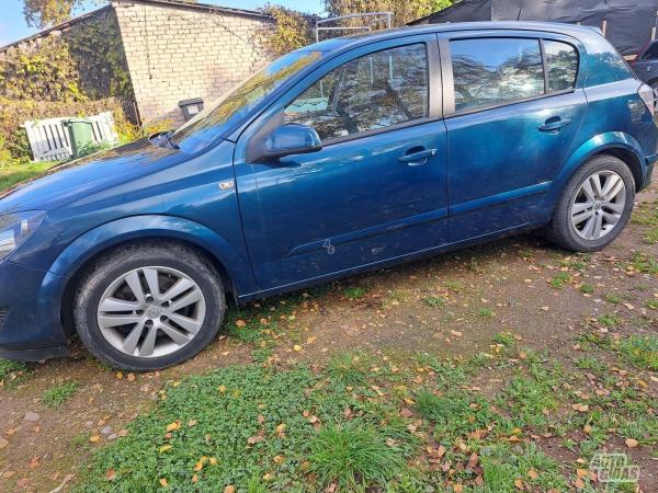 Opel Astra 2007 in Radviliskis, with an engine capacity of 1.90 L and mileage of 213 thousand km for 1000 €, photo 7 on AUTOMOTO.COM.LV