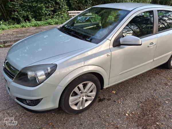 Opel Astra 2008 Telšiai, ar dzinēja tilpumu 1.70 L un nobraukumu 242 tūkst. km par 1500 €, foto 6 vietnē AUTOMOTO.COM.LV