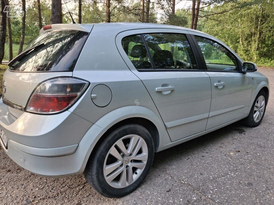 Opel Astra 2008 Telšiai, ar dzinēja tilpumu 1.70 L un nobraukumu 242 tūkst. km par 1500 €, foto 9 vietnē AUTOMOTO.COM.LV