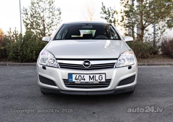 Opel Astra 2008 in Tallinn, with an engine capacity of 1.60 L and mileage of 126 thousand km for 2999 €, photo 2 on AUTOMOTO.COM.LV