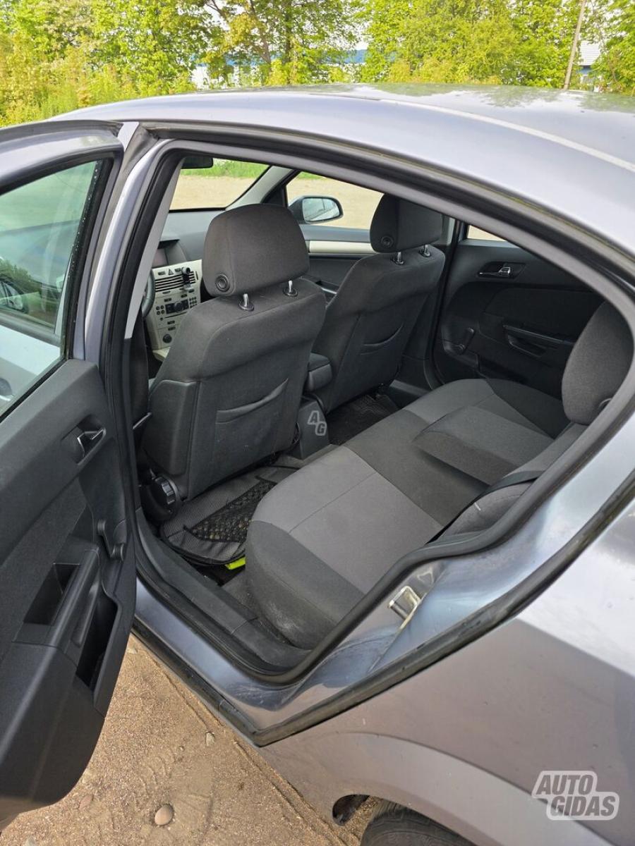 Opel Astra 2008 Klaipėda, ar dzinēja tilpumu 1.20 L un nobraukumu 192 tūkst. km par 3000 €, foto 15 vietnē AUTOMOTO.COM.LV