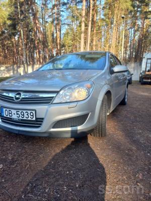 Opel Astra 2008 Jūrmala, ar dzinēja tilpumu 1.60 L un nobraukumu 245 tūkst. km par 2150 €, foto  vietnē AUTOMOTO.COM.LV