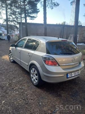 Opel Astra 2008 Jūrmala, ar dzinēja tilpumu 1.60 L un nobraukumu 245 tūkst. km par 2350 €, foto 4 vietnē AUTOMOTO.COM.LV