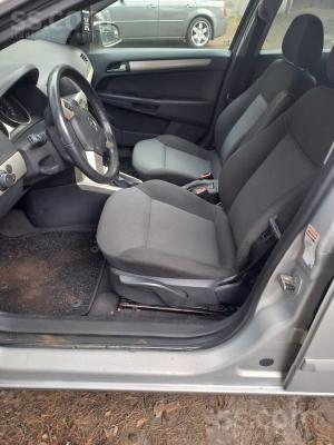 Opel Astra 2008 Jūrmala, ar dzinēja tilpumu 1.60 L un nobraukumu 245 tūkst. km par 2350 €, foto 7 vietnē AUTOMOTO.COM.LV