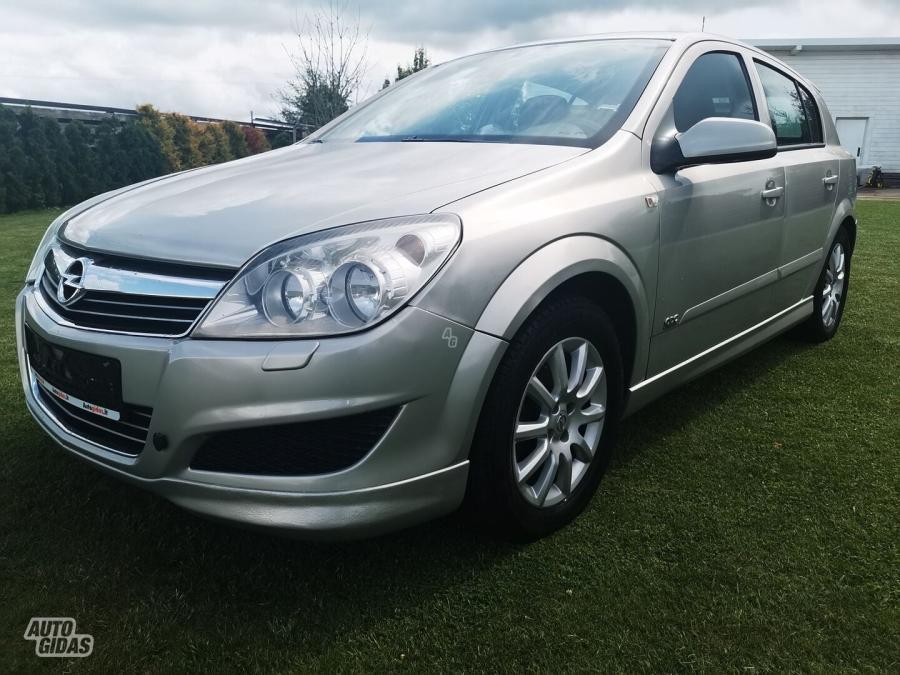 Opel Astra 2008 in Klaipeda, with an engine capacity of 1.60 L and mileage of 245 thousand km for 1600 €, photo 1 on AUTOMOTO.COM.LV