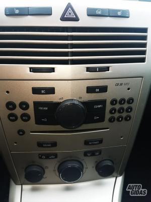 Opel Astra 2008 in Klaipeda, with an engine capacity of 1.60 L and mileage of 245 thousand km for 1600 €, photo 21 on AUTOMOTO.COM.LV