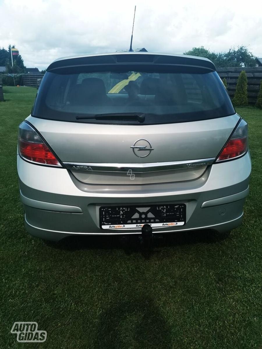 Opel Astra 2008 Klaipėda, ar dzinēja tilpumu 1.60 L un nobraukumu 245 tūkst. km par 1600 €, foto 8 vietnē AUTOMOTO.COM.LV