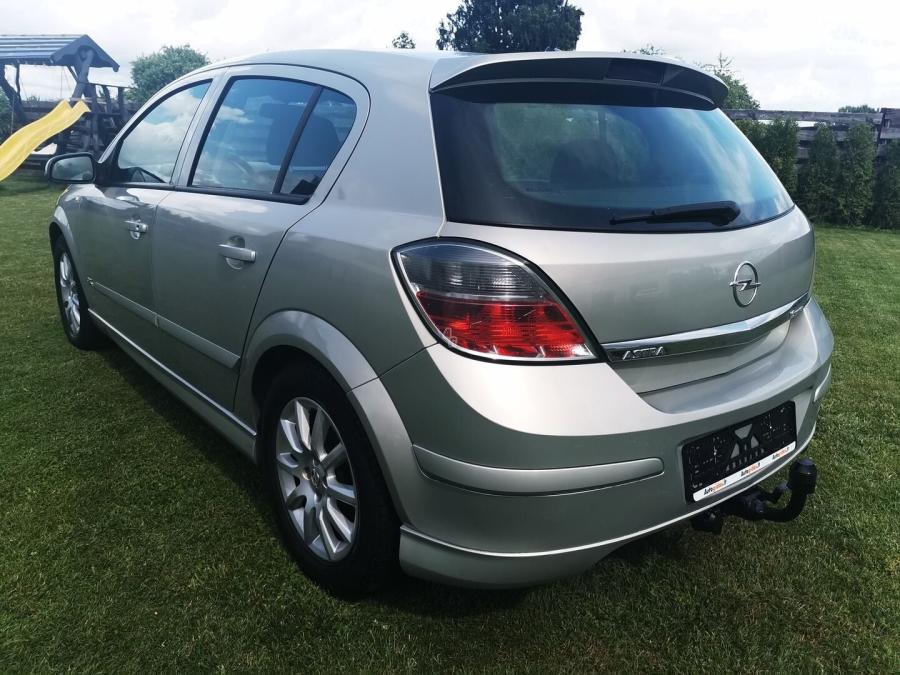 Opel Astra 2008 Klaipėda, ar dzinēja tilpumu 1.60 L un nobraukumu 245 tūkst. km par 1600 €, foto 9 vietnē AUTOMOTO.COM.LV