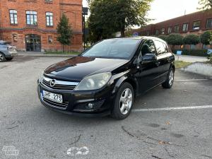 Opel Astra 2008 in Kaunas, with an engine capacity of 1.60 L and mileage of 221 thousand km for 650 €, photo  on AUTOMOTO.COM.LV