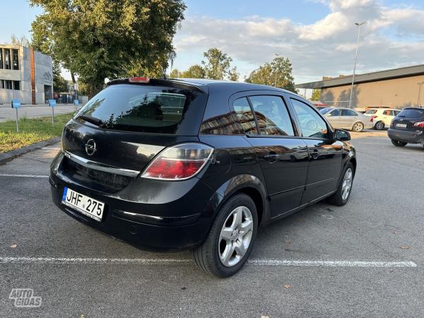 Opel Astra 2008 Kauņa, ar dzinēja tilpumu 1.60 L un nobraukumu 221 tūkst. km par 650 €, foto 3 vietnē AUTOMOTO.COM.LV