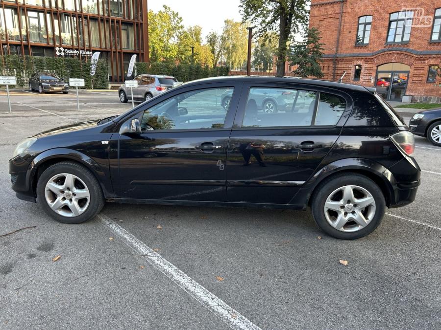 Opel Astra 2008 in Kaunas, with an engine capacity of 1.60 L and mileage of 221 thousand km for 650 €, photo 6 on AUTOMOTO.COM.LV