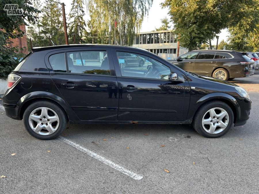 Opel Astra 2008 in Kaunas, with an engine capacity of 1.60 L and mileage of 221 thousand km for 650 €, photo 7 on AUTOMOTO.COM.LV