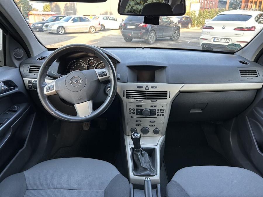Opel Astra 2008 in Kaunas, with an engine capacity of 1.60 L and mileage of 221 thousand km for 650 €, photo 13 on AUTOMOTO.COM.LV
