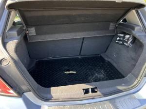 Opel Astra 2009 in Riga, with an engine capacity of 1.60 L and mileage of 215 thousand km for 3550 €, photo 8 on AUTOMOTO.COM.LV