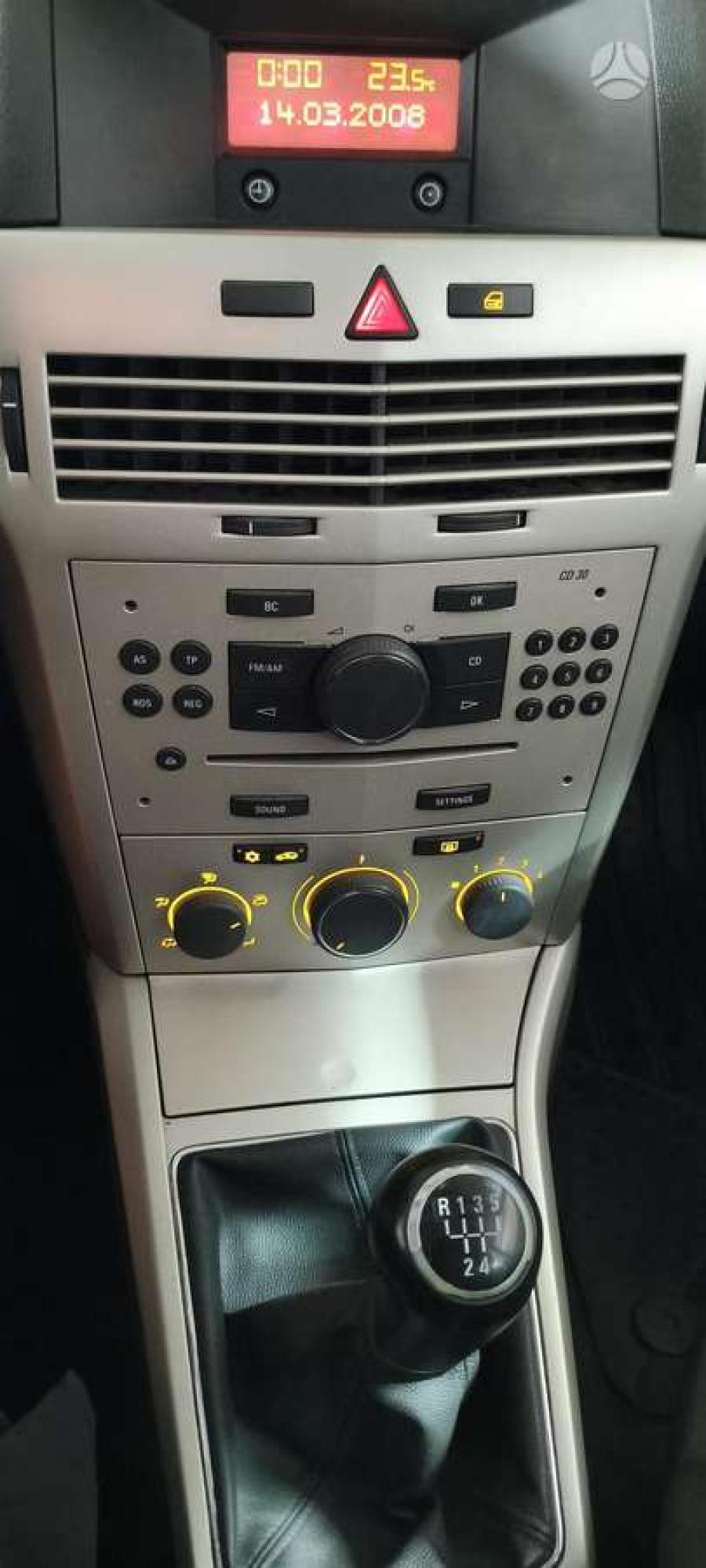 Opel Astra 2009 Viļņa, ar dzinēja tilpumu 1.40 L un nobraukumu 162 tūkst. km par 1300 €, foto 7 vietnē AUTOMOTO.COM.LV