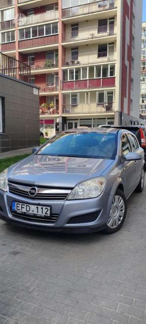 Opel Astra 2009 Viļņa, ar dzinēja tilpumu 1.40 L un nobraukumu 162 tūkst. km par 1300 €, foto 25 vietnē AUTOMOTO.COM.LV