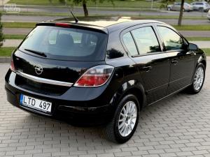 Opel Astra 2009 in Vilnius, with an engine capacity of 1.90 L and mileage of 238 thousand km for 3500 €, photo 8 on AUTOMOTO.COM.LV