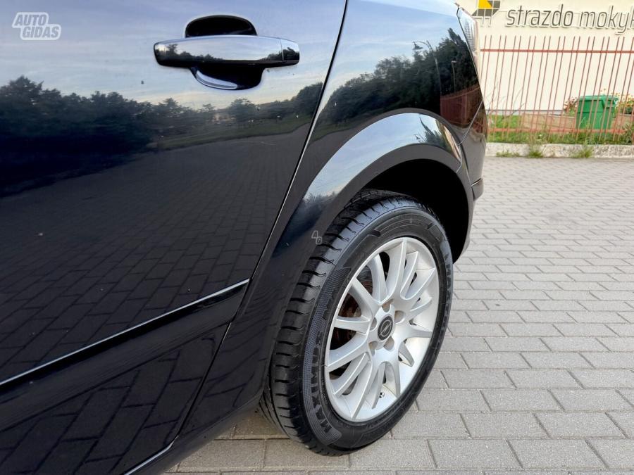 Opel Astra 2009 in Vilnius, with an engine capacity of 1.90 L and mileage of 238 thousand km for 3500 €, photo 16 on AUTOMOTO.COM.LV