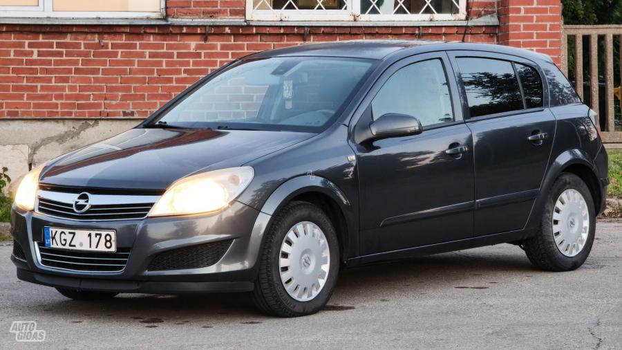 Opel Astra 2009 Šauļi, ar dzinēja tilpumu 1.30 L un nobraukumu 250 tūkst. km par 1050 €, foto 3 vietnē AUTOMOTO.COM.LV