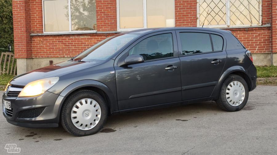 Opel Astra 2009 Šauļi, ar dzinēja tilpumu 1.30 L un nobraukumu 250 tūkst. km par 1050 €, foto 6 vietnē AUTOMOTO.COM.LV