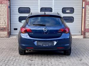Opel Astra 2010 in Kretinga, with an engine capacity of 1.60 L and mileage of 280 thousand km for 4350 €, photo 8 on AUTOMOTO.COM.LV