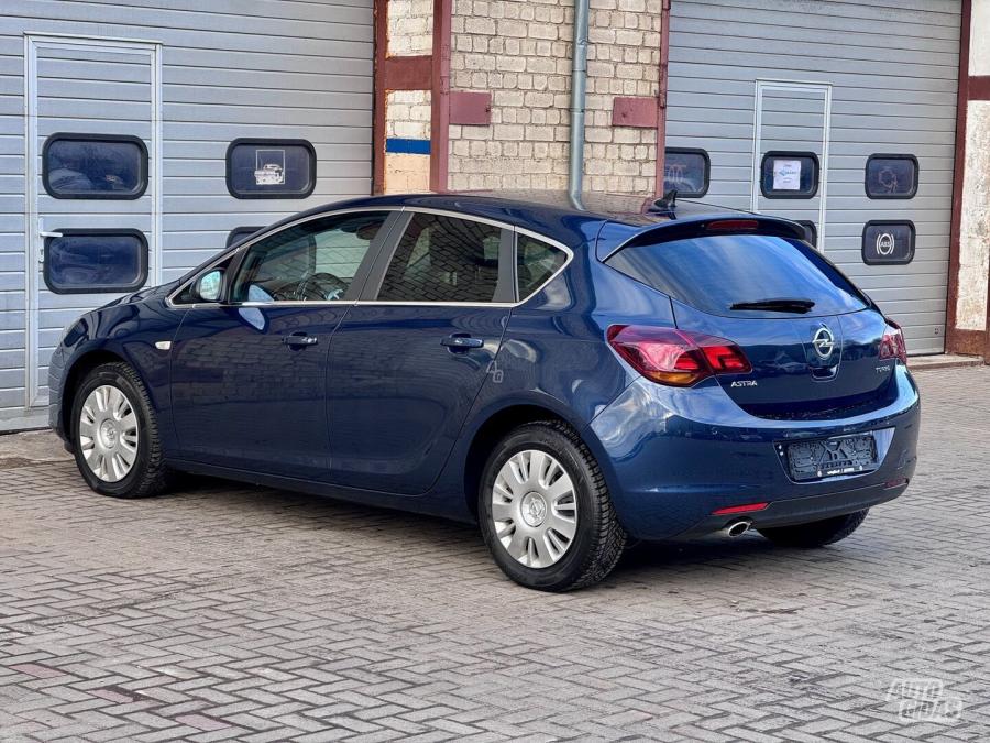 Opel Astra 2010 Kretinga, ar dzinēja tilpumu 1.60 L un nobraukumu 280 tūkst. km par 4350 €, foto 7 vietnē AUTOMOTO.COM.LV