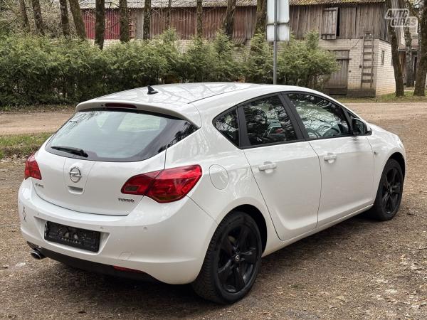 Opel Astra 2010 Utena, ar dzinēja tilpumu 1.60 L un nobraukumu 184 tūkst. km par 4150 €, foto 4 vietnē AUTOMOTO.COM.LV