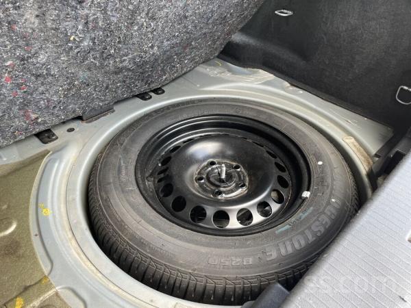 Opel Astra 2010 in Talsi, with an engine capacity of 1.60 L and mileage of 238 thousand km for 2200 €, photo 6 on AUTOMOTO.COM.LV