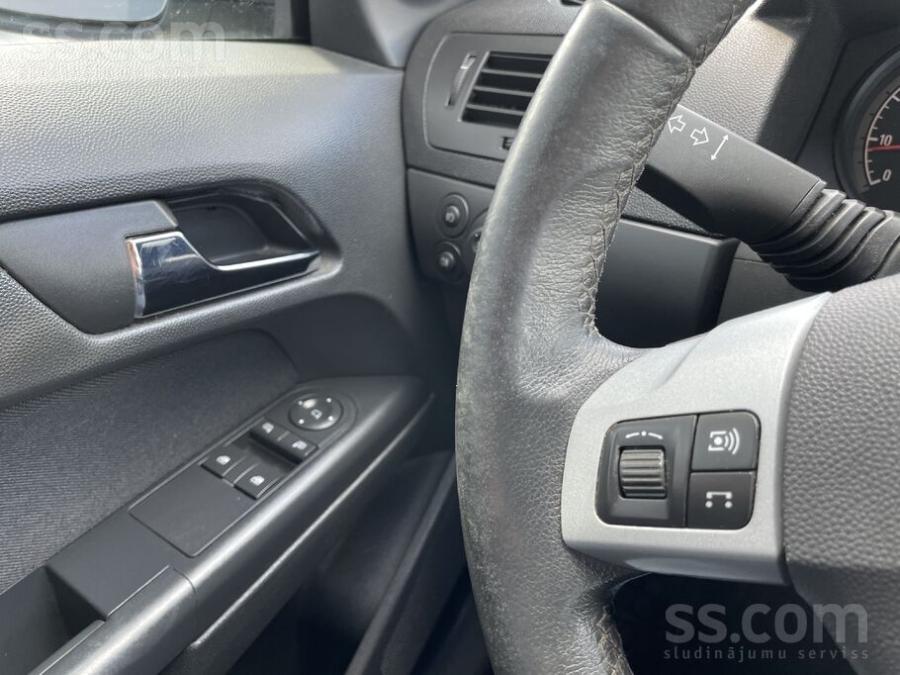Opel Astra 2010 Talsi, ar dzinēja tilpumu 1.60 L un nobraukumu 238 tūkst. km par 2200 €, foto 14 vietnē AUTOMOTO.COM.LV