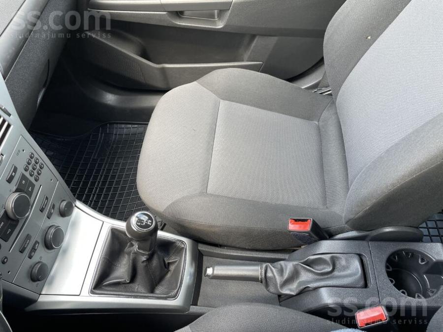 Opel Astra 2010 Talsi, ar dzinēja tilpumu 1.60 L un nobraukumu 238 tūkst. km par 2200 €, foto 19 vietnē AUTOMOTO.COM.LV