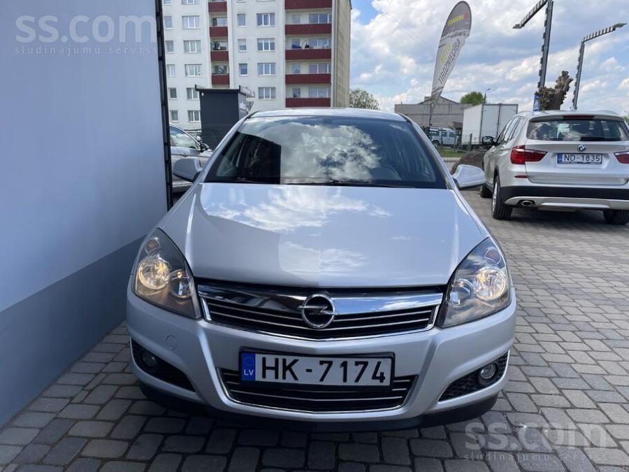 Opel Astra 2010 Talsi, ar dzinēja tilpumu 1.60 L un nobraukumu 238 tūkst. km par 2200 €, foto 27 vietnē AUTOMOTO.COM.LV